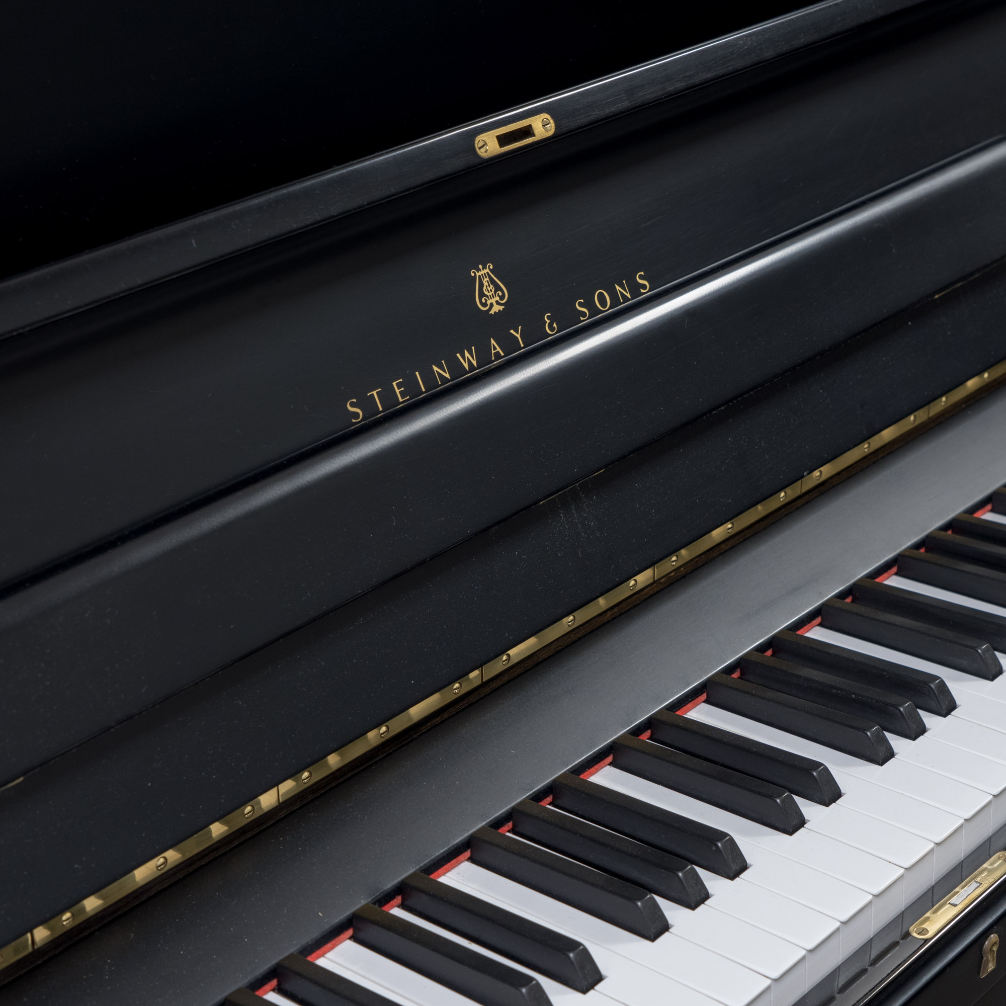Used Steinway & Sons Model K Upright Piano - c1989 - Coach House Pianos