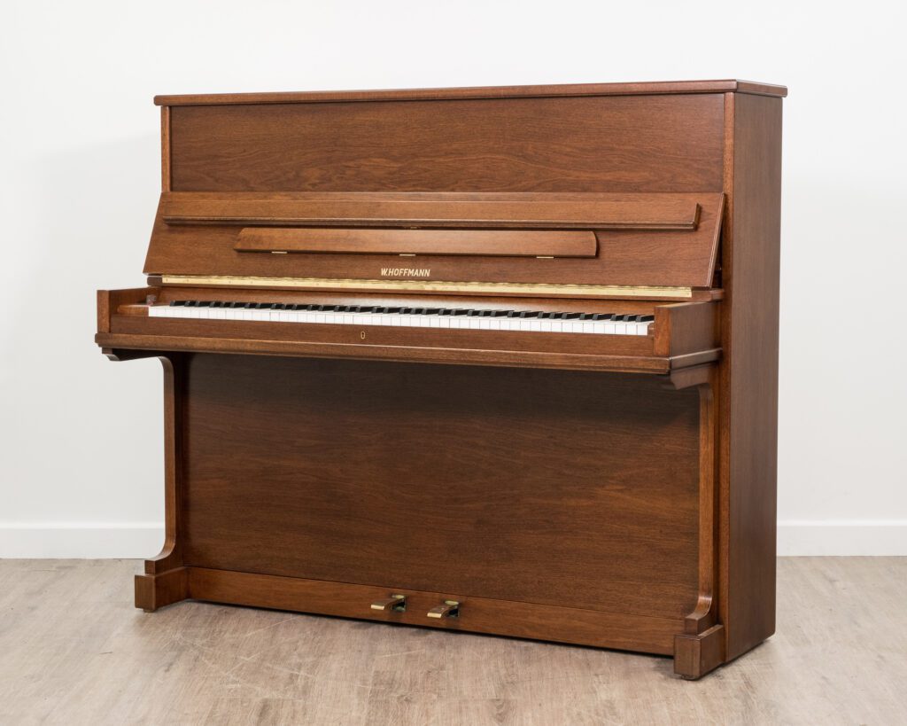 Second Hand Pianos for Sale - Used Pianos | Coach House Pianos