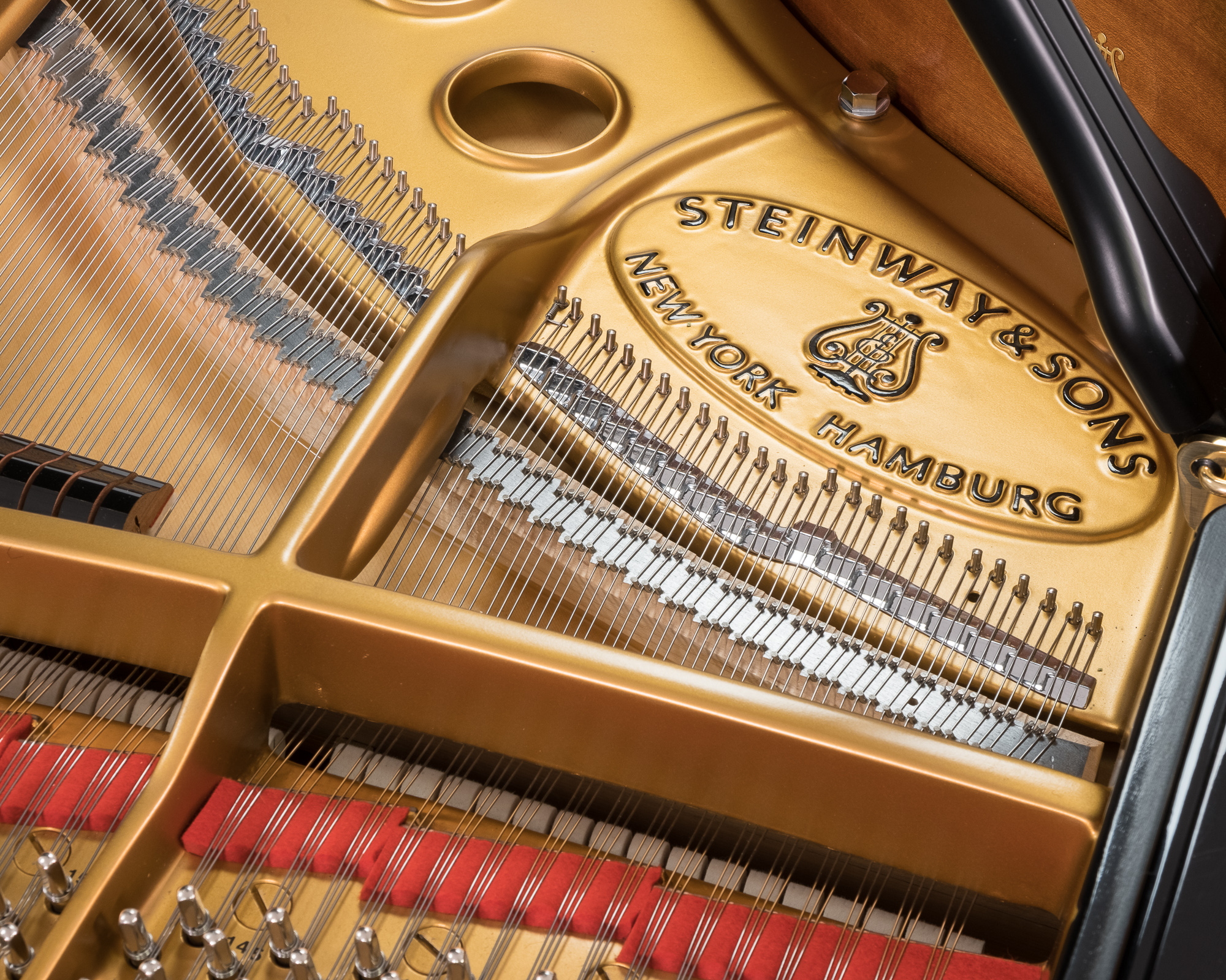Steinway & Sons Model M Grand Piano - c2003 - Coach House Pianos