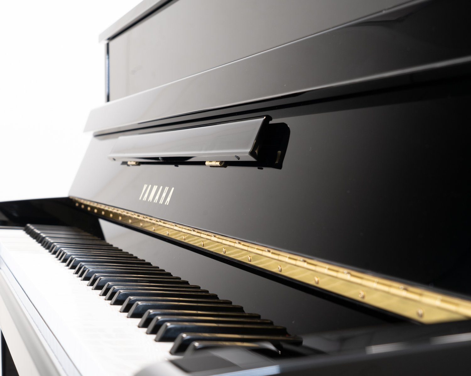 Yamaha B2 Upright Piano - C2021 - Coach House Pianos
