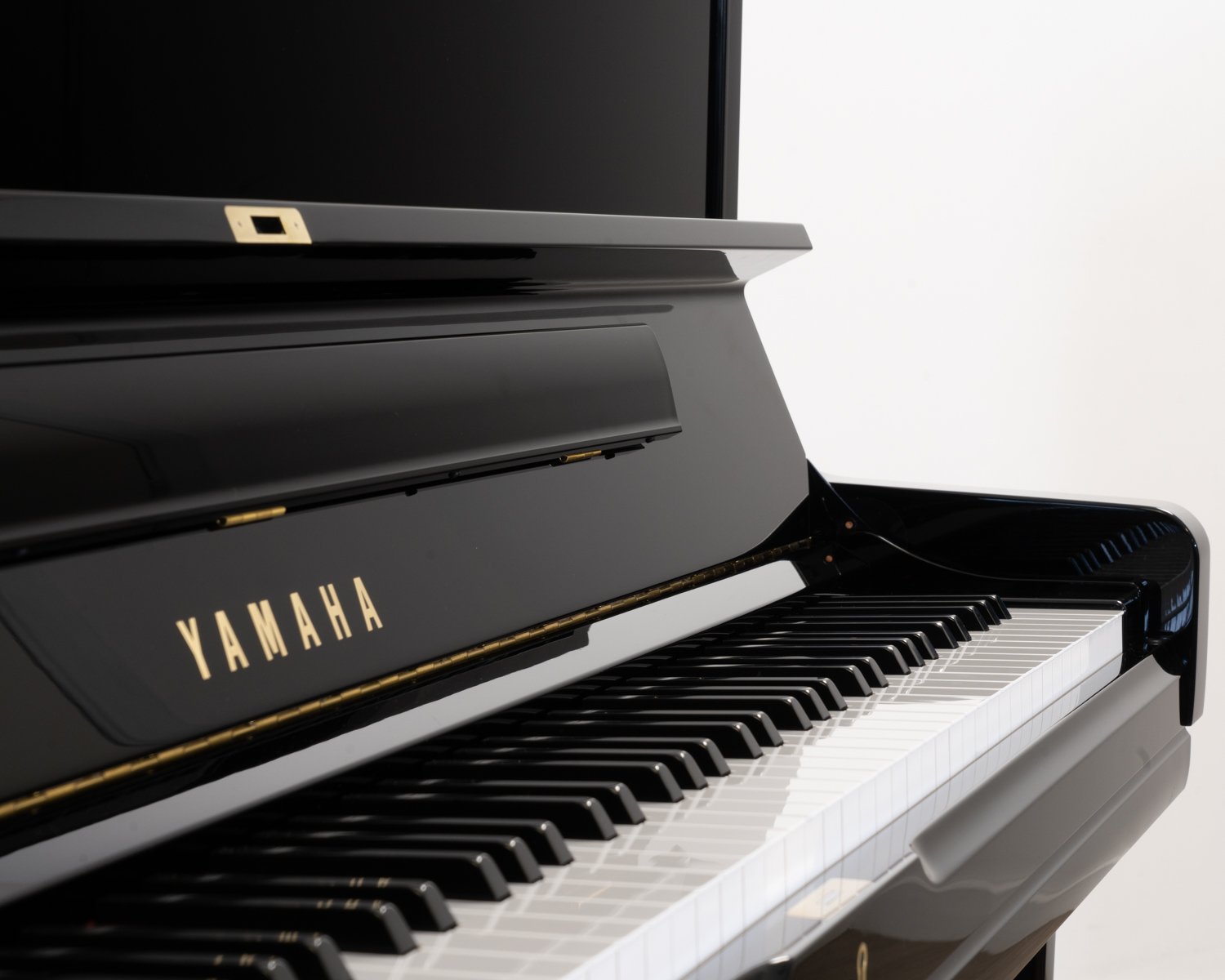 Yamaha DYUS1 E3 Upright Piano - c2012 - Coach House Pianos